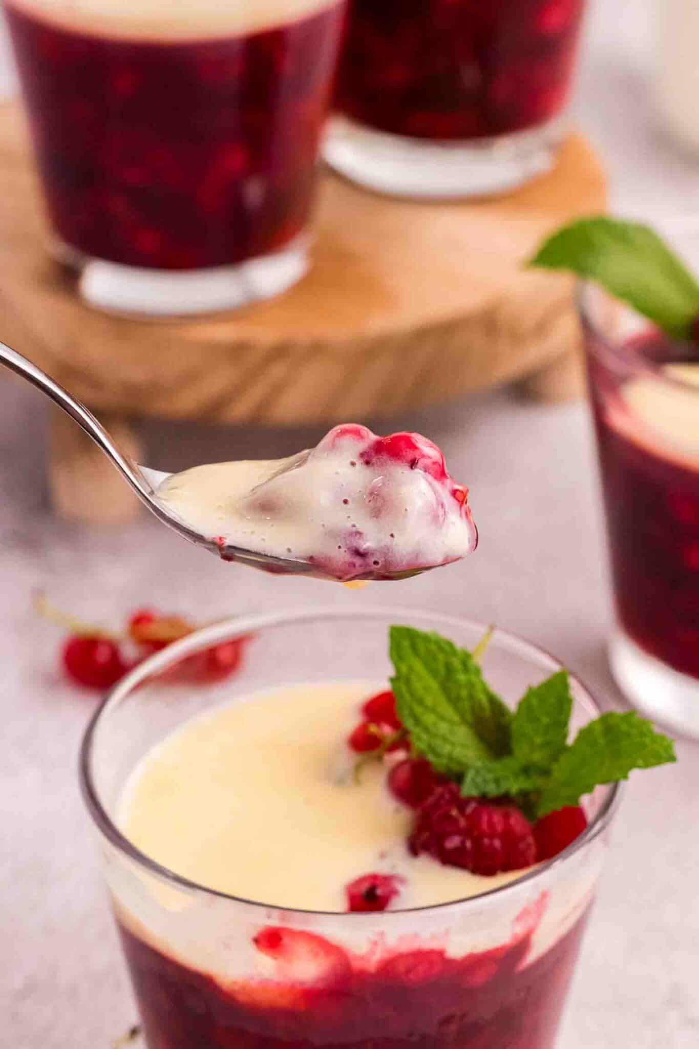 Rote Grütze | German Red Berry Pudding - Authentic German Summer ...