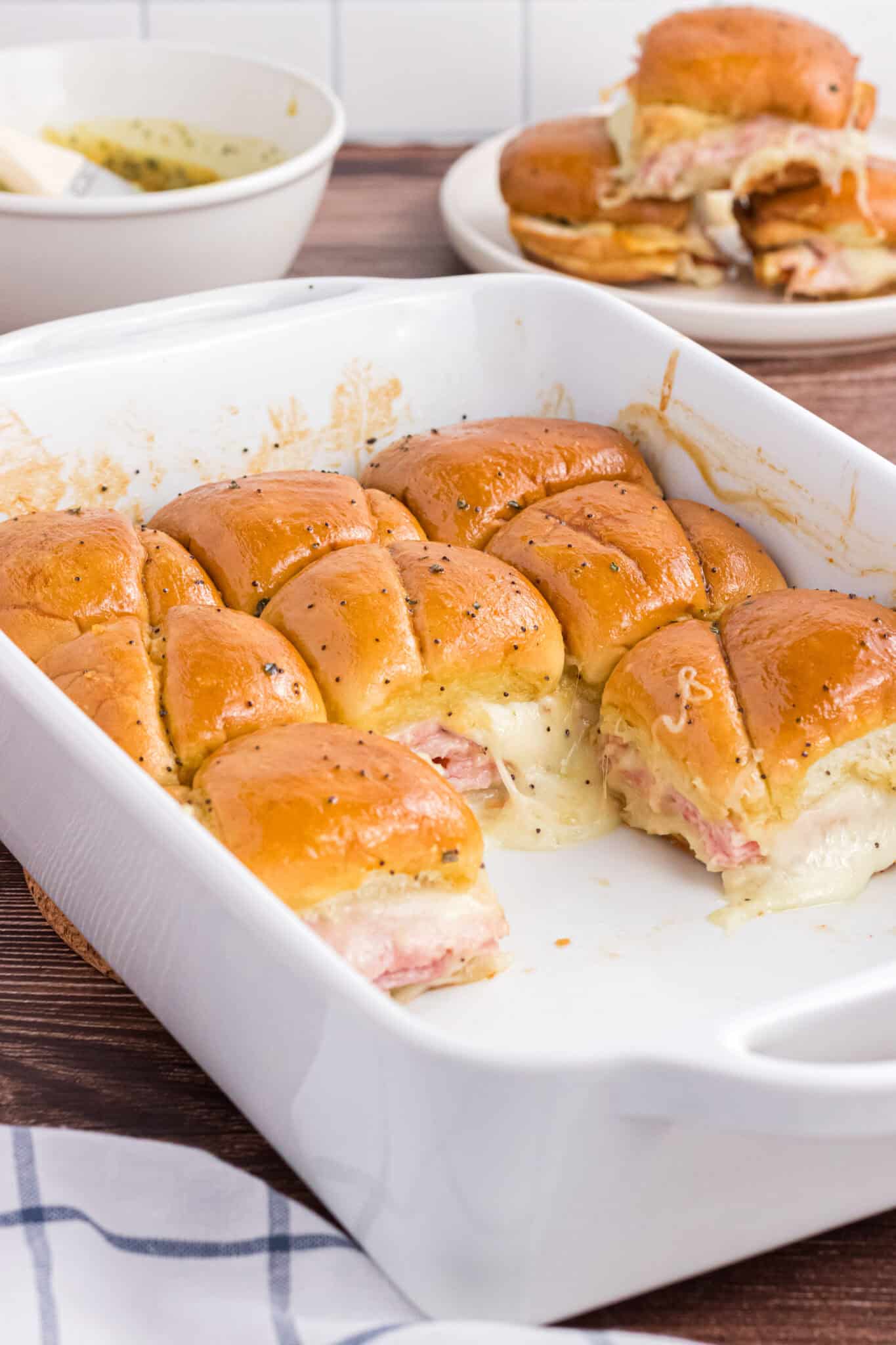 Ham and Cheese Sliders: The Ultimate Snack for Game Day and Gatherings ...
